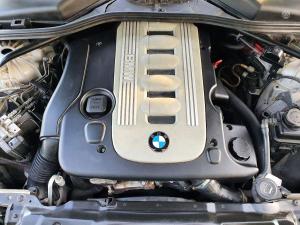 Grey BMW 530 2004 in Siauliai, with an engine capacity of 2.99 L and mileage of 436 thousand km for 3700 €, photo 13 on AUTOMOTO.COM.LV