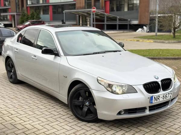 Grey BMW 530 2004 in Riga, with an engine capacity of 3.00 L and mileage of 388 thousand km for 3490 €, photo 1 on AUTOMOTO.COM.LV