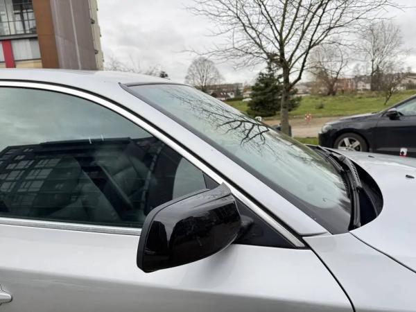 Grey BMW 530 2004 in Riga, with an engine capacity of 3.00 L and mileage of 388 thousand km for 3490 €, photo 7 on AUTOMOTO.COM.LV