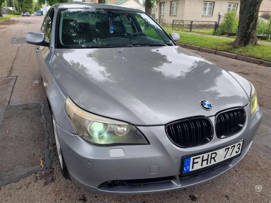 Pelēks BMW 530 2004 Alīta, ar dzinēja tilpumu 0.00 L un nobraukumu 645 tūkst. km par 1450 €, foto 5 vietnē AUTOMOTO.COM.LV