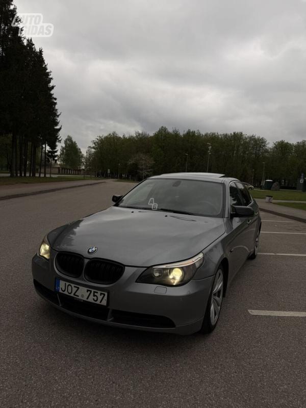 Pelēks BMW 530 2004 Šalčininkai, ar dzinēja tilpumu 3.00 L un nobraukumu 450 tūkst. km par 3200 €, foto 3 vietnē AUTOMOTO.COM.LV
