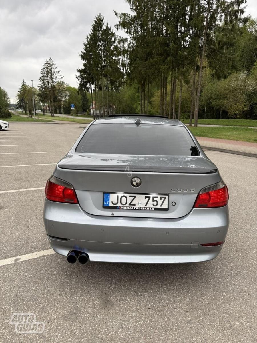 Grey BMW 530 2004 in Salcininkai, with an engine capacity of 3.00 L and mileage of 450 thousand km for 3200 €, photo 5 on AUTOMOTO.COM.LV