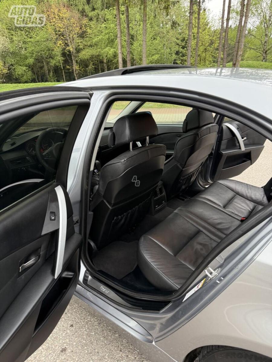 Grey BMW 530 2004 in Salcininkai, with an engine capacity of 3.00 L and mileage of 450 thousand km for 3200 €, photo 15 on AUTOMOTO.COM.LV