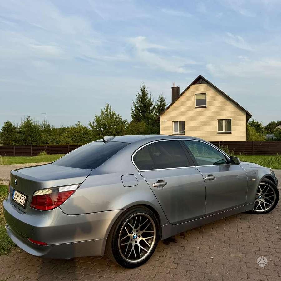 Grey BMW 530 2004 in Kaisiadorys, with an engine capacity of 2.99 L and mileage of 292 thousand km for 3650 €, photo 3 on AUTOMOTO.COM.LV