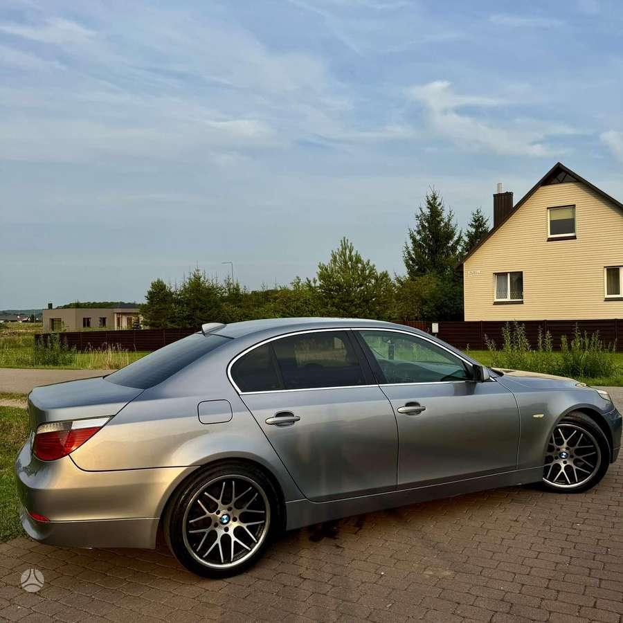 Grey BMW 530 2004 in Kaisiadorys, with an engine capacity of 2.99 L and mileage of 292 thousand km for 3650 €, photo 6 on AUTOMOTO.COM.LV