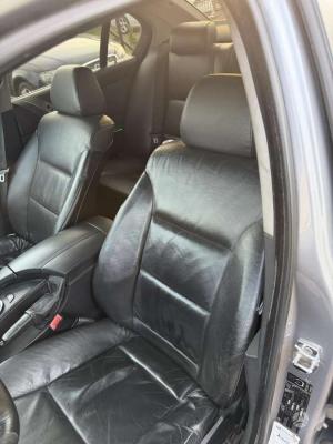Grey BMW 530 2004 in Kaisiadorys, with an engine capacity of 2.99 L and mileage of 292 thousand km for 3650 €, photo 17 on AUTOMOTO.COM.LV