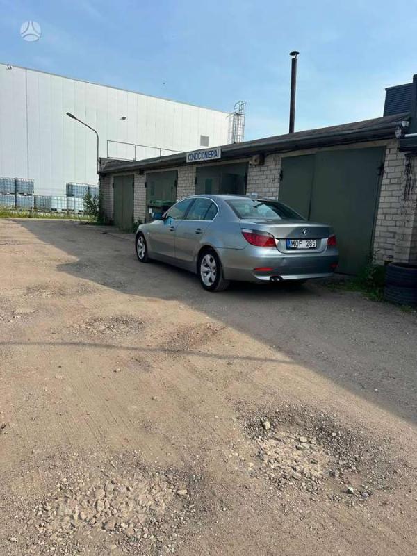 Серый БМВ 530 2004 в Клайпеда, объемом двигателя 2.99 л и пробегом 550 тыс. км за 2650 €, фото 5 на AUTOMOTO.COM.LV