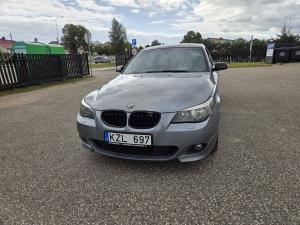 Pelēks BMW 530 2004 Viļņa, ar dzinēja tilpumu 3.00 L un nobraukumu 332 tūkst. km par 3750 €, foto  vietnē AUTOMOTO.COM.LV
