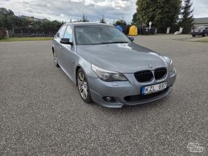 Pelēks BMW 530 2004 Viļņa, ar dzinēja tilpumu 3.00 L un nobraukumu 332 tūkst. km par 3750 €, foto 3 vietnē AUTOMOTO.COM.LV
