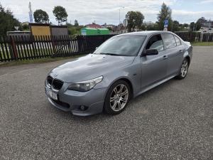 Pelēks BMW 530 2004 Viļņa, ar dzinēja tilpumu 3.00 L un nobraukumu 332 tūkst. km par 3750 €, foto 4 vietnē AUTOMOTO.COM.LV