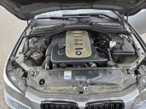 Pelēks BMW 530 2004 Viļņa, ar dzinēja tilpumu 3.00 L un nobraukumu 332 tūkst. km par 3750 €, foto 14 vietnē AUTOMOTO.COM.LV