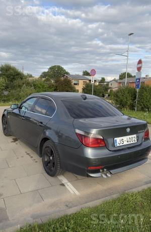 Pelēks BMW 530 2004 Ogre, ar dzinēja tilpumu 3.00 L un nobraukumu 443 tūkst. km par 3500 €, foto 3 vietnē AUTOMOTO.COM.LV