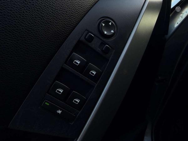Grey BMW 530 2004 in Kaunas, with an engine capacity of 2.99 L and mileage of 33 thousand km for 4000 €, photo 7 on AUTOMOTO.COM.LV