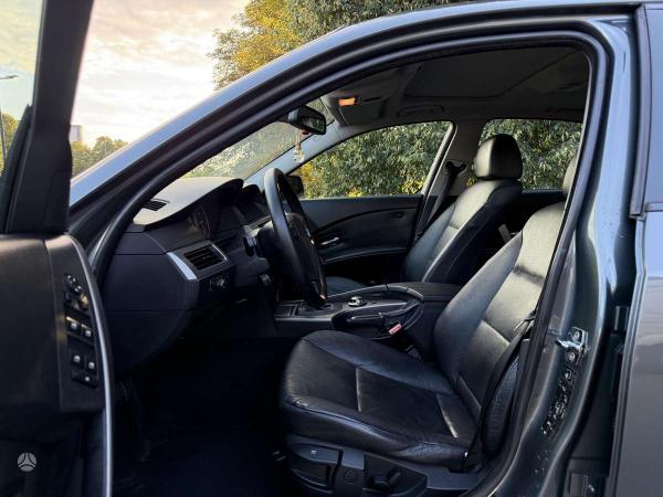 Grey BMW 530 2004 in Kaunas, with an engine capacity of 2.99 L and mileage of 33 thousand km for 4000 €, photo 10 on AUTOMOTO.COM.LV
