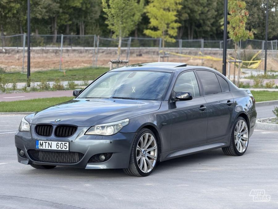 Pelēks BMW 530 2004 Viļņa, ar dzinēja tilpumu 3.00 L un nobraukumu 371 tūkst. km par 4650 €, foto 8 vietnē AUTOMOTO.COM.LV