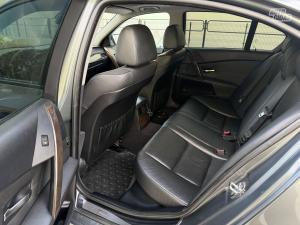 Pelēks BMW 530 2004 Viļņa, ar dzinēja tilpumu 3.00 L un nobraukumu 371 tūkst. km par 4650 €, foto 34 vietnē AUTOMOTO.COM.LV