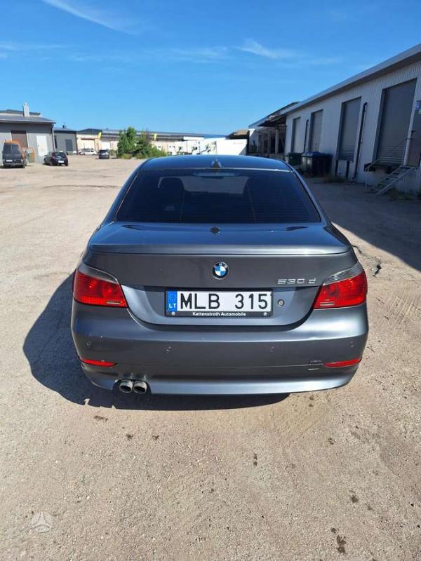 Pelēks BMW 530 2004 Klaipėda, ar dzinēja tilpumu 2.99 L un nobraukumu 280 tūkst. km par 3500 €, foto 7 vietnē AUTOMOTO.COM.LV