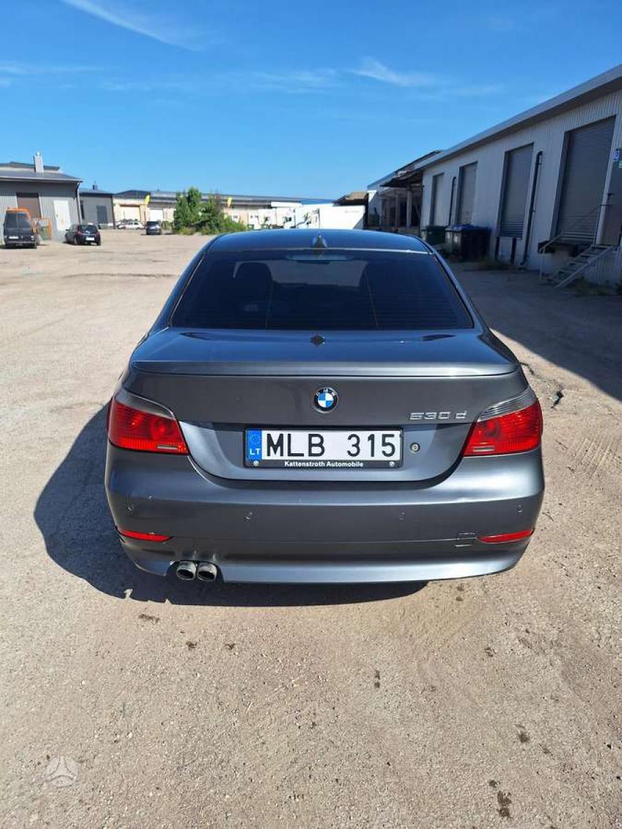 Grey BMW 530 2004 in Klaipeda, with an engine capacity of 2.99 L and mileage of 280 thousand km for 3500 €, photo 7 on AUTOMOTO.COM.LV