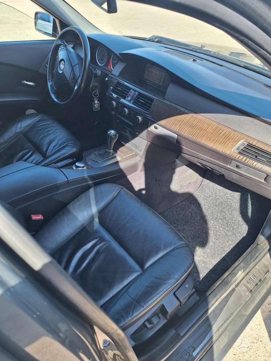 Grey BMW 530 2004 in Klaipeda, with an engine capacity of 2.99 L and mileage of 280 thousand km for 3500 €, photo 14 on AUTOMOTO.COM.LV