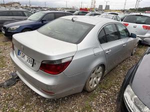 Grey BMW 530 2004 in Vilnius, with an engine capacity of 2.99 L and mileage of 313 thousand km for 1500 €, photo 4 on AUTOMOTO.COM.LV