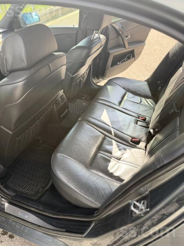 БМВ 530 2004 в Даугавпилс на AUTOMOTO.COM.LV Серый БМВ 530 2004 в Даугавпилс, объемом двигателя 3.00 л и пробегом 415 тыс. км за 3000 €, фото 6 на AUTOMOTO.COM.LV