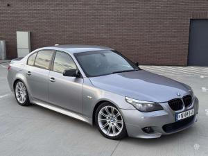 Pelēks BMW 530 2004 Viļņa, ar dzinēja tilpumu 2.99 L un nobraukumu 433 tūkst. km par 4300 €, foto  vietnē AUTOMOTO.COM.LV