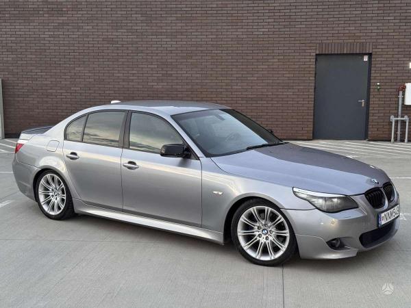Pelēks BMW 530 2004 Viļņa, ar dzinēja tilpumu 2.99 L un nobraukumu 433 tūkst. km par 4300 €, foto 4 vietnē AUTOMOTO.COM.LV