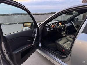 Pelēks BMW 530 2004 Viļņa, ar dzinēja tilpumu 2.99 L un nobraukumu 433 tūkst. km par 4300 €, foto 9 vietnē AUTOMOTO.COM.LV