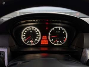Pelēks BMW 530 2004 Viļņa, ar dzinēja tilpumu 2.99 L un nobraukumu 433 tūkst. km par 4300 €, foto 12 vietnē AUTOMOTO.COM.LV
