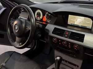 Pelēks BMW 530 2004 Viļņa, ar dzinēja tilpumu 2.99 L un nobraukumu 433 tūkst. km par 4300 €, foto 15 vietnē AUTOMOTO.COM.LV