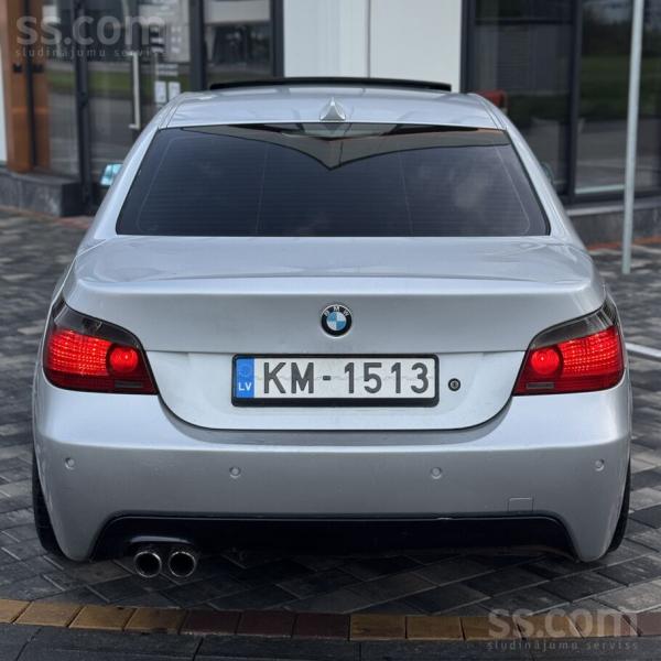 Grey BMW 530 2004 in Riga, with an engine capacity of 3.00 L and mileage of 415 thousand km for 3650 €, photo 7 on AUTOMOTO.COM.LV