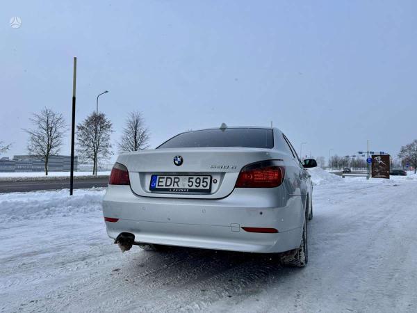 Pelēks BMW 530 2005 Panevēža, ar dzinēja tilpumu 2.99 L un nobraukumu 468 tūkst. km par 2999 €, foto 6 vietnē AUTOMOTO.COM.LV