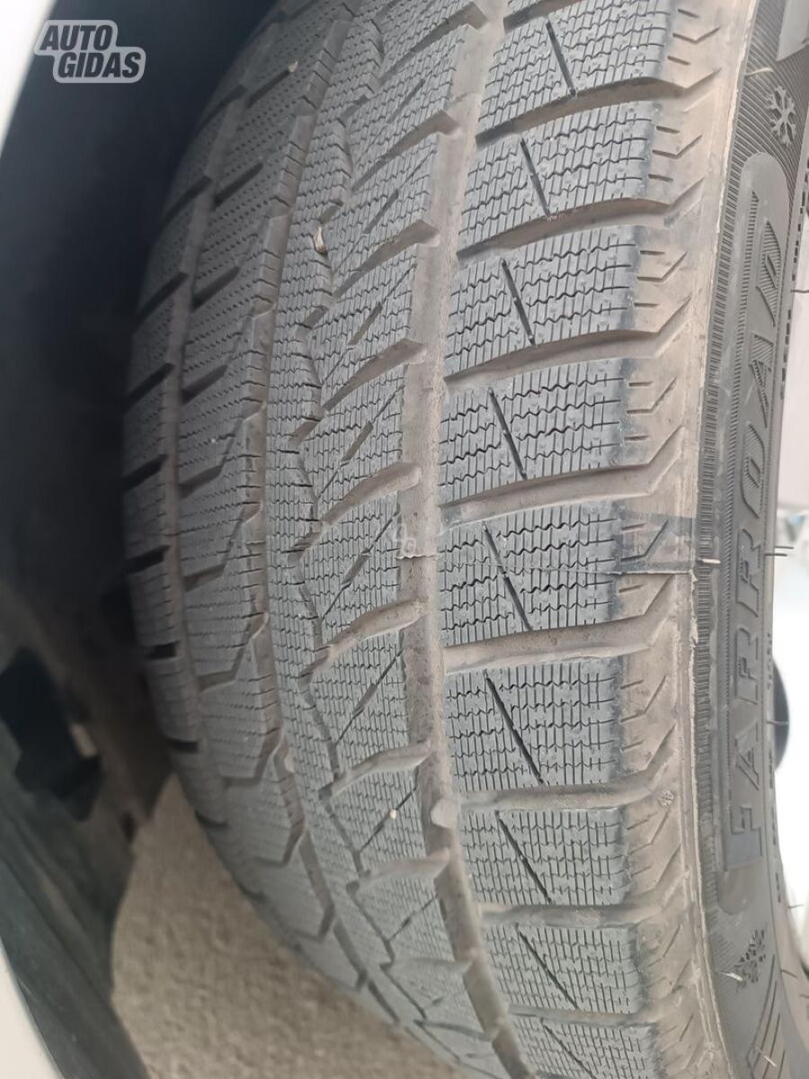 Pelēks BMW 530 2005 Šauļi, ar dzinēja tilpumu 3.00 L un nobraukumu 290 tūkst. km par 2800 €, foto 17 vietnē AUTOMOTO.COM.LV
