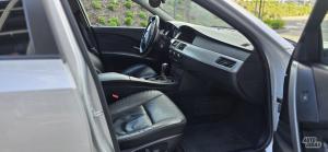 Grey BMW 530 2005 in Vilnius, with an engine capacity of 3.00 L and mileage of 323 thousand km for 2800 €, photo 15 on AUTOMOTO.COM.LV