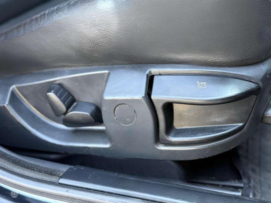 Pelēks BMW 530 2005 Kauņa, ar dzinēja tilpumu 2.99 L un nobraukumu 355 tūkst. km par 3500 €, foto 14 vietnē AUTOMOTO.COM.LV