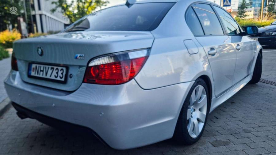 Grey BMW 530 2005 in Vilnius, with an engine capacity of 2.99 L and mileage of 421 thousand km for 4350 €, photo 5 on AUTOMOTO.COM.LV