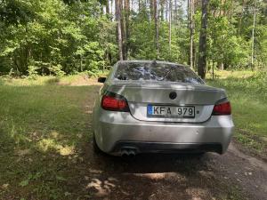Серый БМВ 530 2005 в Вильнюс, объемом двигателя 2.99 л и пробегом 500 тыс. км за 3500 €, фото 7 на AUTOMOTO.COM.LV