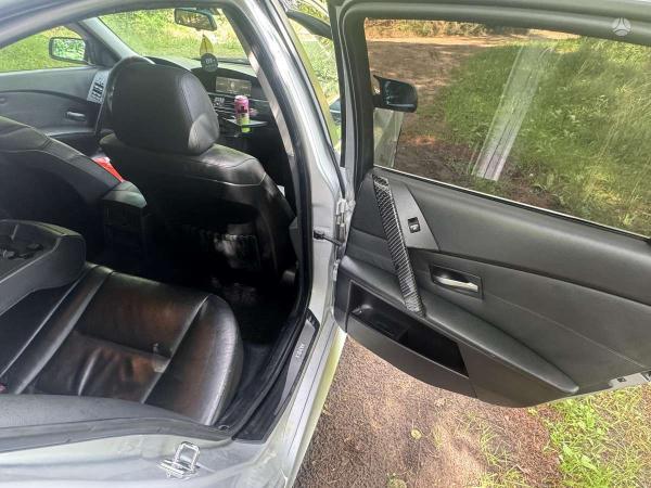Grey BMW 530 2005 in Vilnius, with an engine capacity of 2.99 L and mileage of 500 thousand km for 3500 €, photo 10 on AUTOMOTO.COM.LV