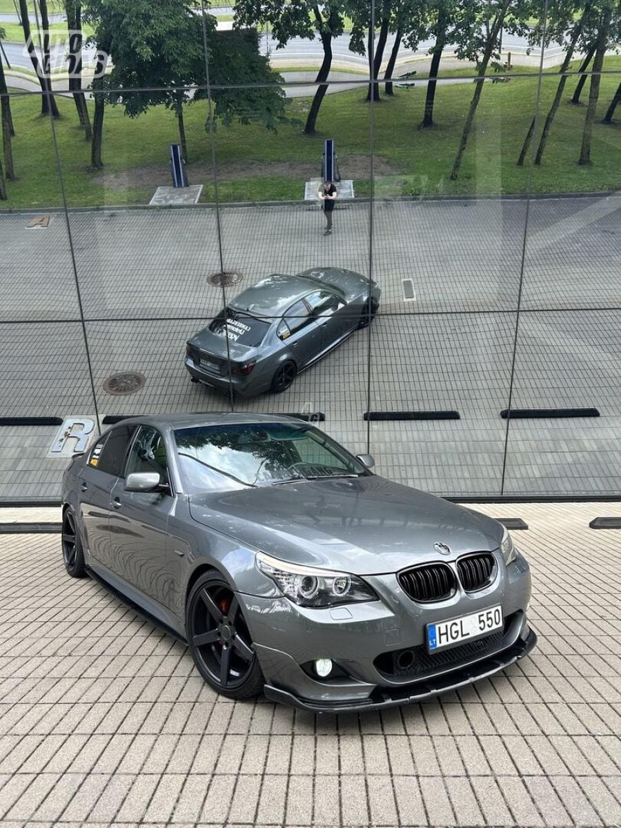 Pelēks BMW 530 2005 Kauņa, ar dzinēja tilpumu 3.00 L un nobraukumu 430 tūkst. km par 4450 €, foto 3 vietnē AUTOMOTO.COM.LV