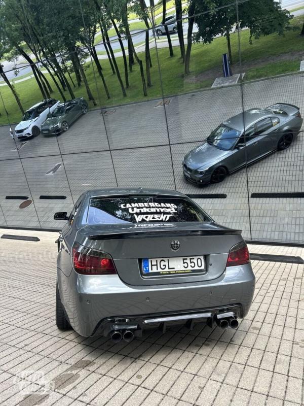 Pelēks BMW 530 2005 Kauņa, ar dzinēja tilpumu 3.00 L un nobraukumu 430 tūkst. km par 4450 €, foto 6 vietnē AUTOMOTO.COM.LV