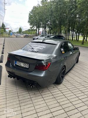 Pelēks BMW 530 2005 Kauņa, ar dzinēja tilpumu 3.00 L un nobraukumu 430 tūkst. km par 4450 €, foto 10 vietnē AUTOMOTO.COM.LV