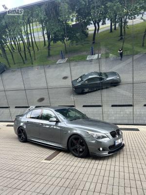 Pelēks BMW 530 2005 Kauņa, ar dzinēja tilpumu 3.00 L un nobraukumu 430 tūkst. km par 4450 €, foto 13 vietnē AUTOMOTO.COM.LV