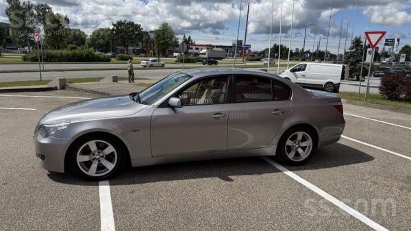 Grey BMW 530 2005 in Riga, with an engine capacity of 3.00 L and mileage of 377 thousand km for 4000 €, photo 4 on AUTOMOTO.COM.LV