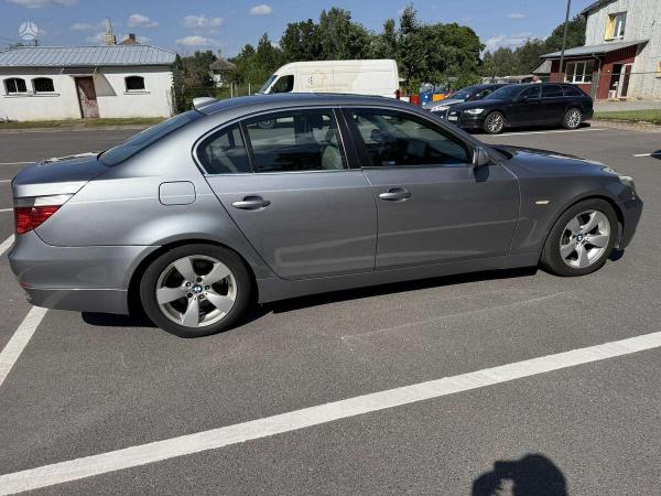 Pelēks BMW 530 2005 Viļņa, ar dzinēja tilpumu 2.99 L un nobraukumu 656 tūkst. km par 5850 €, foto 8 vietnē AUTOMOTO.COM.LV