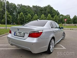 Pelēks BMW 530 2005 Rīga, ar dzinēja tilpumu 3.00 L un nobraukumu 421 tūkst. km par 5100 €, foto 5 vietnē AUTOMOTO.COM.LV