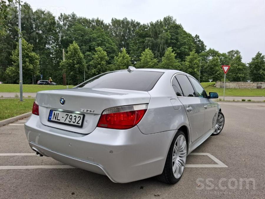 Pelēks BMW 530 2005 Rīga, ar dzinēja tilpumu 3.00 L un nobraukumu 421 tūkst. km par 5100 €, foto 5 vietnē AUTOMOTO.COM.LV
