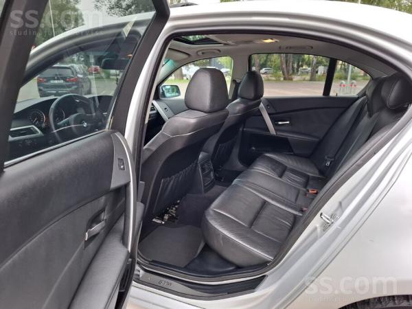 Grey BMW 530 2005 in Riga, with an engine capacity of 3.00 L and mileage of 421 thousand km for 5100 €, photo 10 on AUTOMOTO.COM.LV