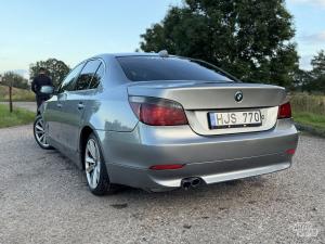 Pelēks BMW 530 2005 Kauņa, ar dzinēja tilpumu 3.00 L un nobraukumu 280 tūkst. km par 2300 €, foto 10 vietnē AUTOMOTO.COM.LV
