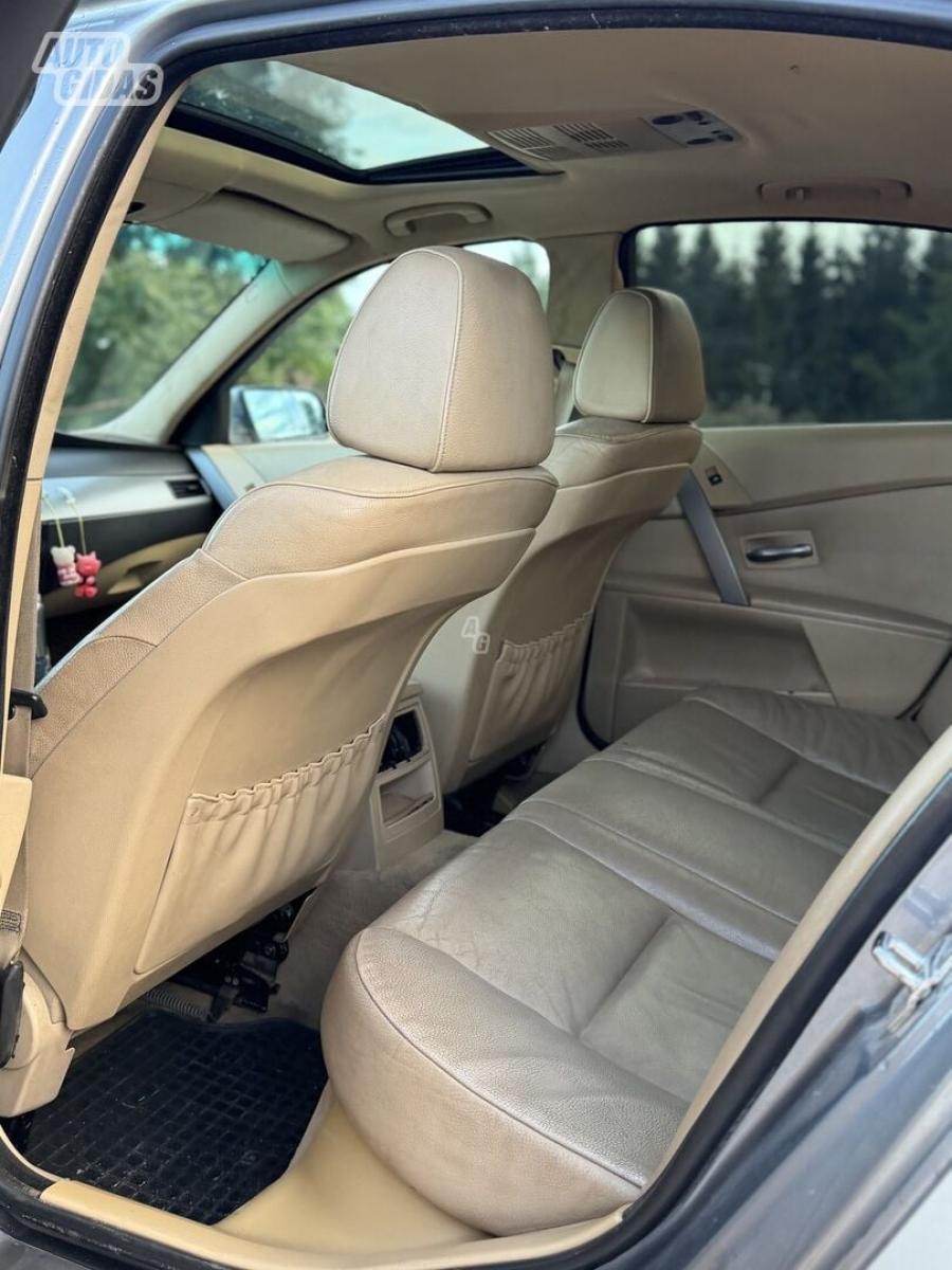 Pelēks BMW 530 2005 Kauņa, ar dzinēja tilpumu 3.00 L un nobraukumu 280 tūkst. km par 2300 €, foto 15 vietnē AUTOMOTO.COM.LV