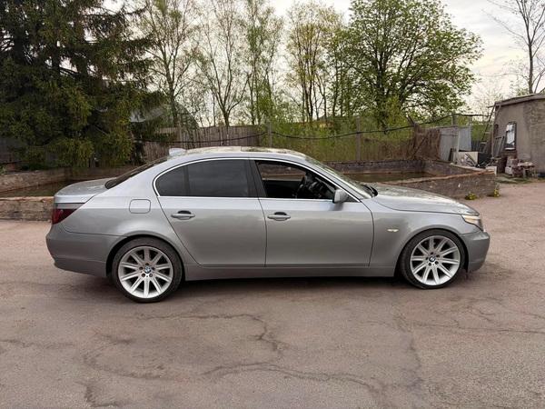 Grey BMW 530 2005 in Tallinn, with an engine capacity of 3.00 L and mileage of 420 thousand km for 6500 €, photo 5 on AUTOMOTO.COM.LV